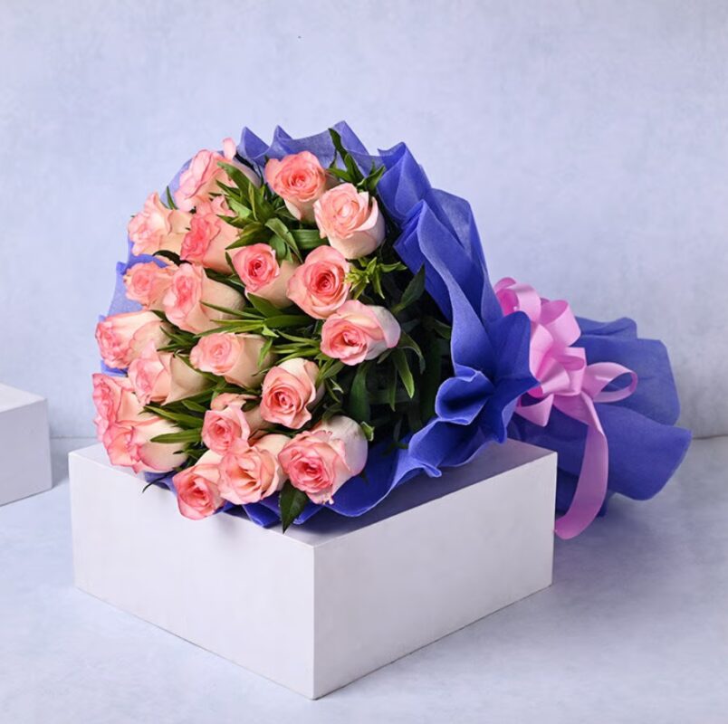 Mom's Rosey Bouquet & Cake Delight - Bakings